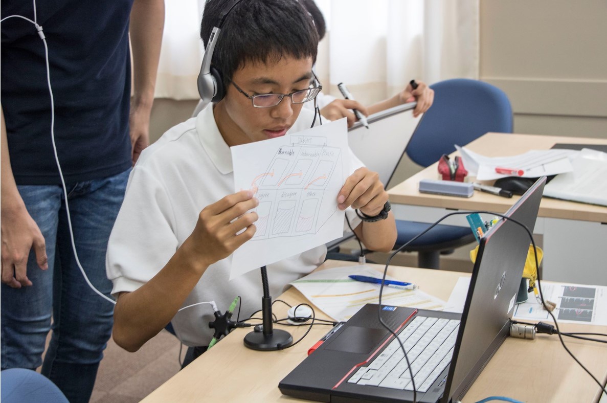 【英語ICT教育】メリットや取り組み事例まで | WithTheWorld